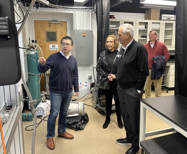 Linda and Bill Stavropoulos Visits the Center | News | News & Events ...